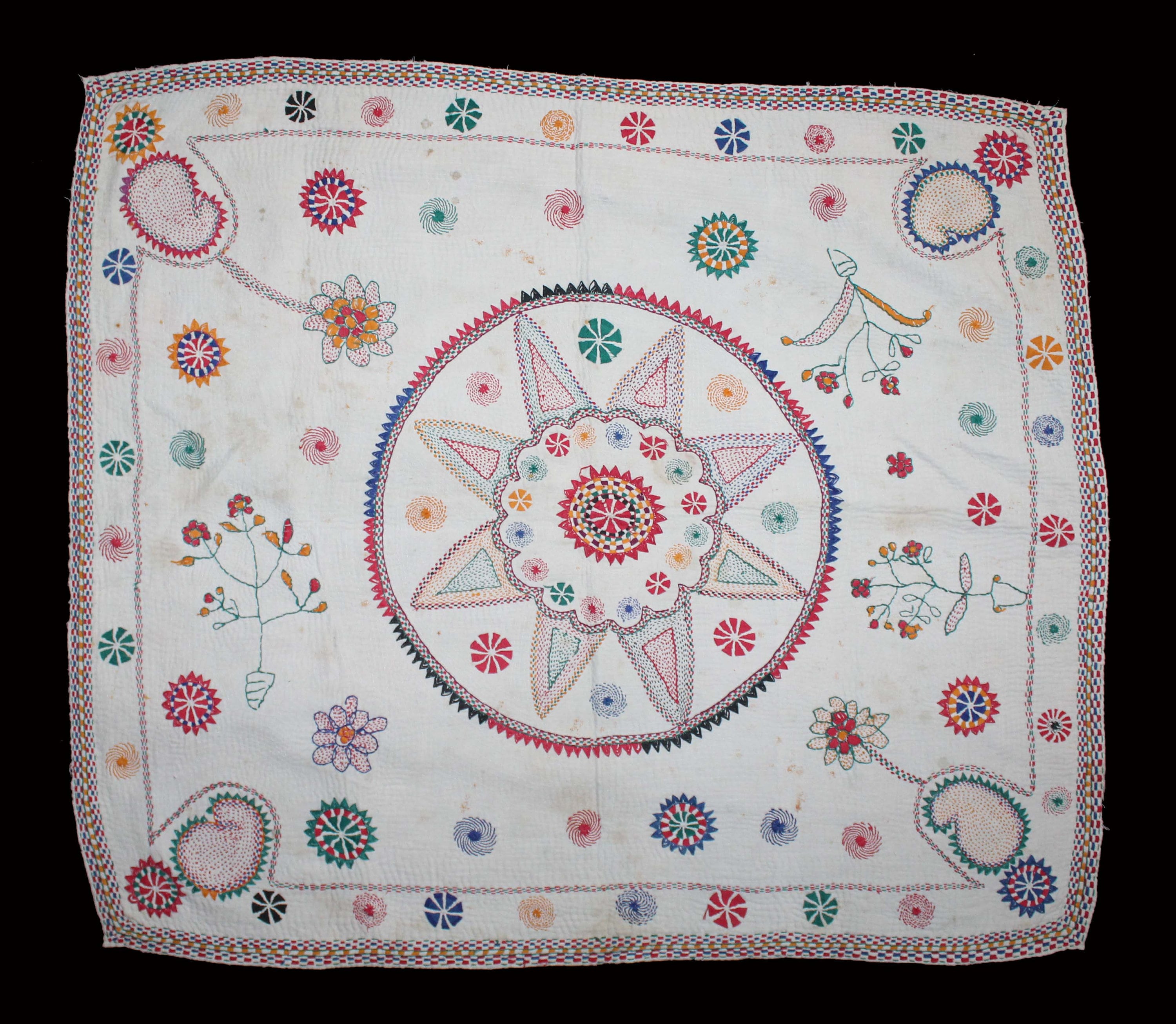 Kantha Quilt Embroidery With Cotton Thread From East Bengal(bangladesh ...
