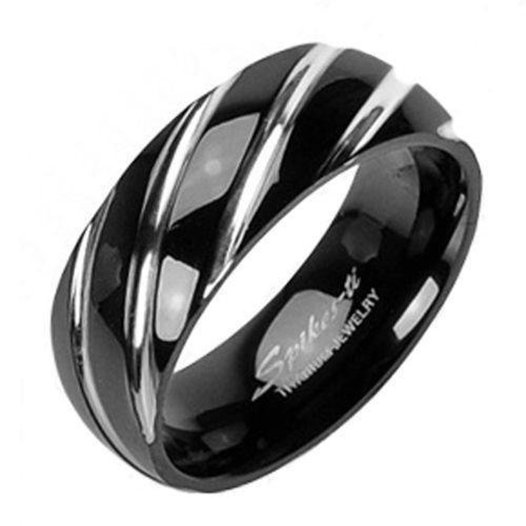 Men's Two-tone Black Titanium Ring With a Silver Twisted Swirly Grooves ...