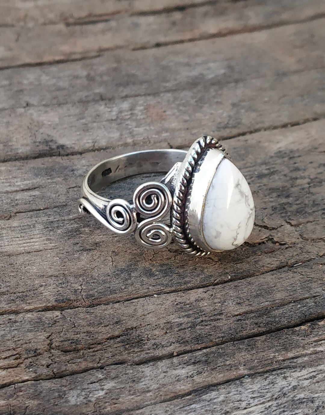 White Howlite Ring, 92.5% Silver Ring, Water-drop Stone Ring, White ...