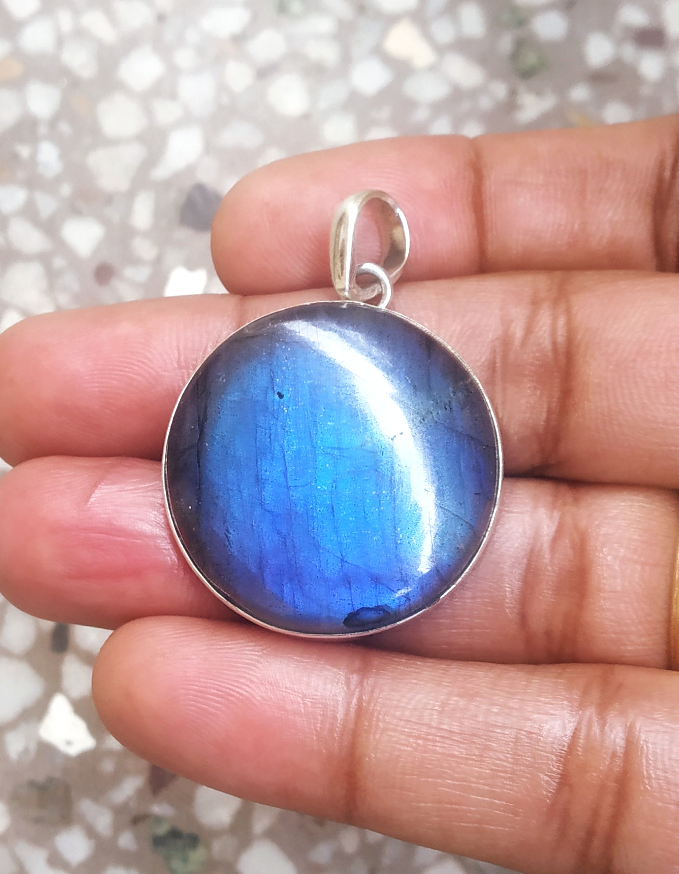 Labradorite Pendant 30mm Big Stone pendant 92.5% silver | Etsy