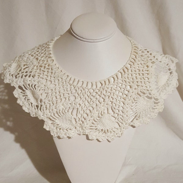 Crochet Lace Necklace - Etsy