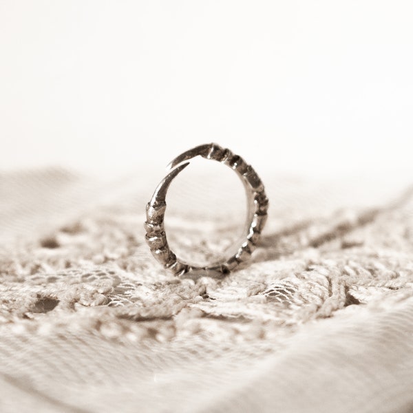 Bird Talon Ring - Etsy