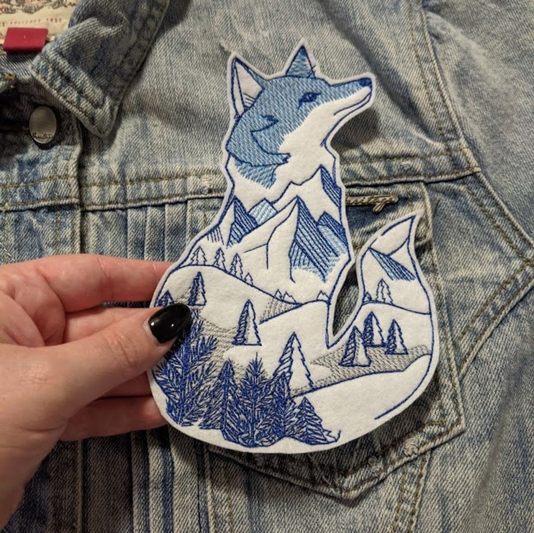 Arctic Blue Fox Iron on Patch | Embroidered Patch | Animal Patch ...