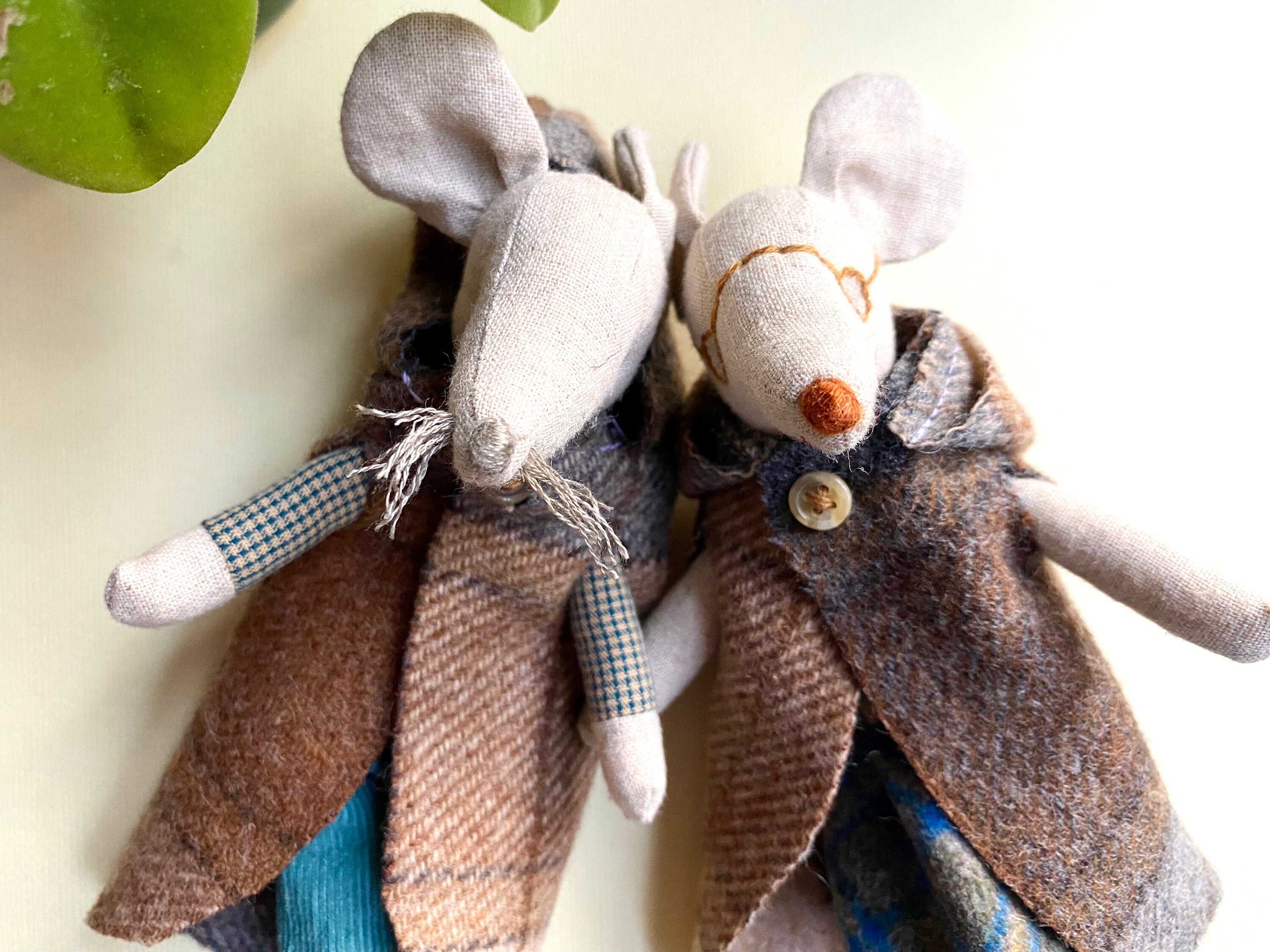 Explorer Tiny Cape Mouse Cloak Grey & Brown Top Mouse Cape - Etsy