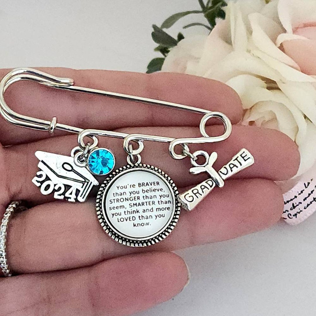 Class of 2023 2024 2025 Graduation Brooch Gift Pin for Girls Women ...