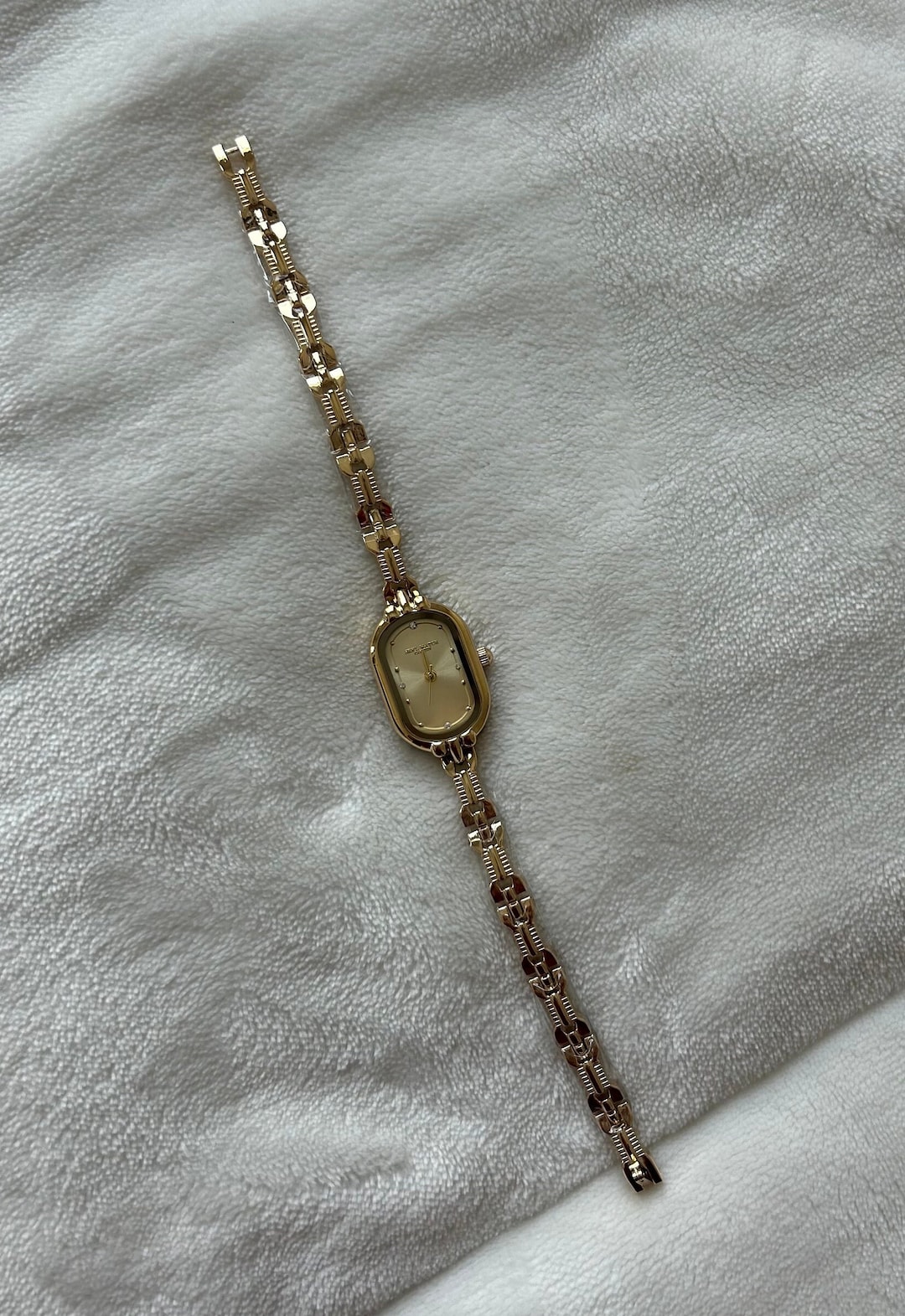 Dainty Minimalist Gold Womens Watch Small Face Watch for Women, Present for Her, Vintage Design ...