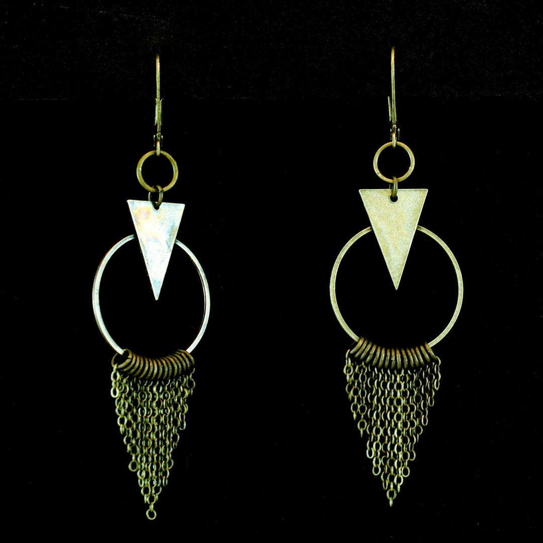 Pendientes art déco con dije triangular de latón antiguo - Etsy España