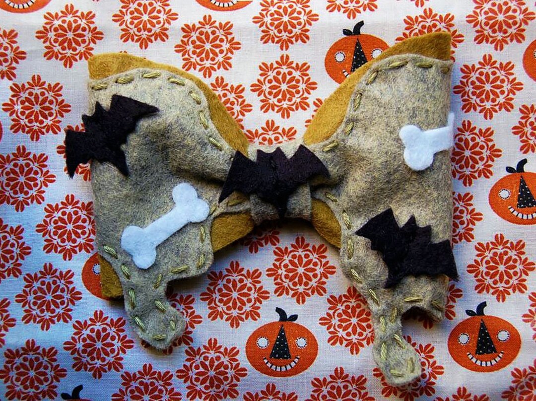 Spooky Pizza Bow - Etsy