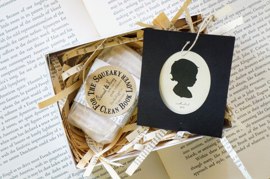 Bookish Gift Wrap Packaging Material Shredded Book Pages - Etsy