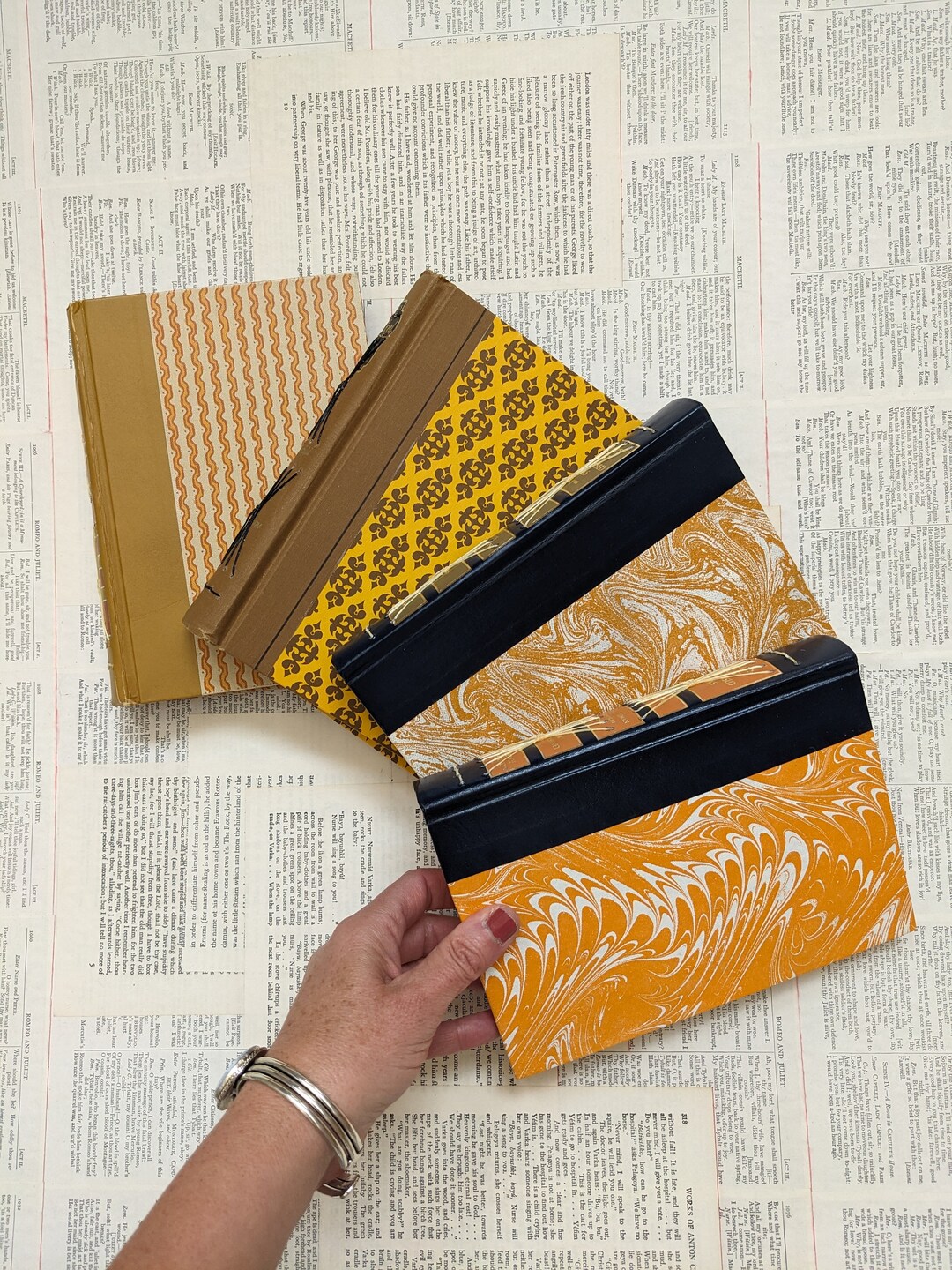 Autumn Color Journals With Vintage Book Covers, Gratitude Journal ...