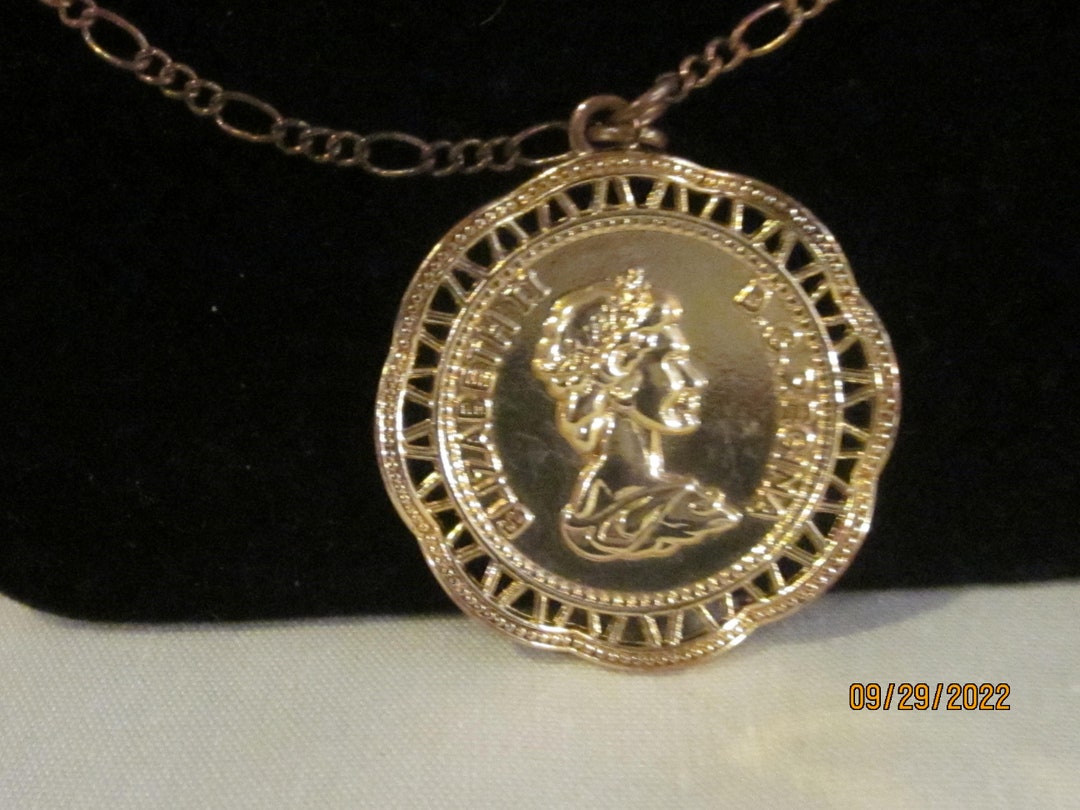 Vintage Gold/bronze Tone Elizabeth II D.G. Regina latin for Grace of ...