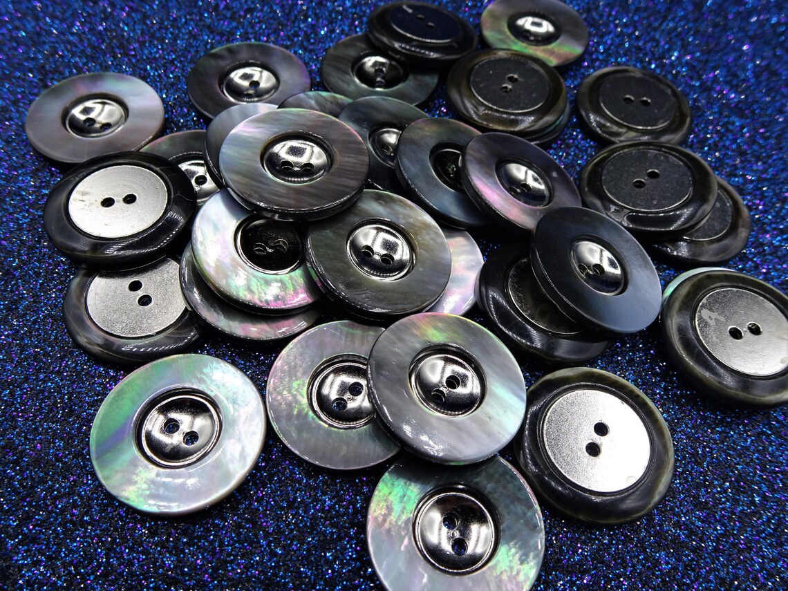 Mother of Pearl Grey Jewel Buttons 20mm 3pcs With Centering in - Etsy