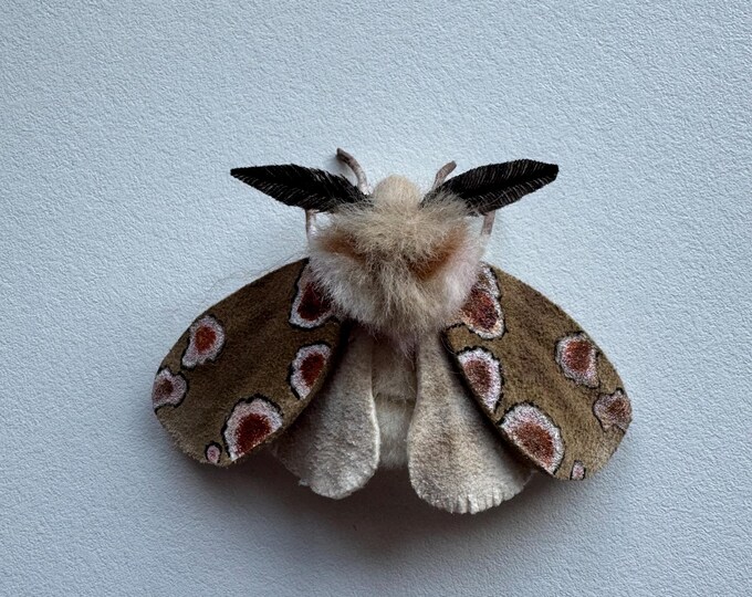 Peach Blossom Moth, Needle Felted, Moth Figurine, Decoration, Handmade ...