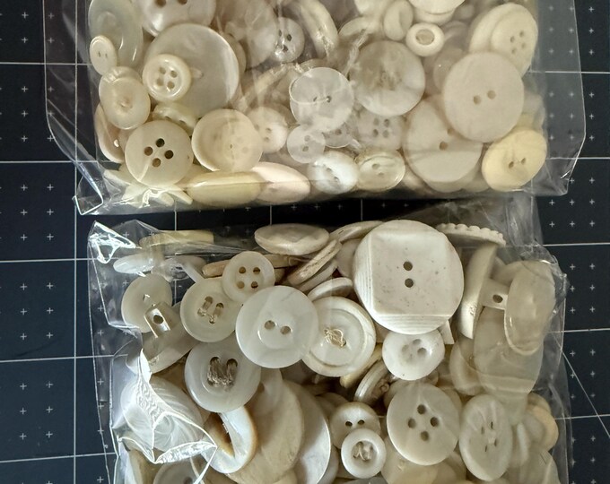 Vintage Buttons Lot of White/off White Used 8 Oz - Etsy