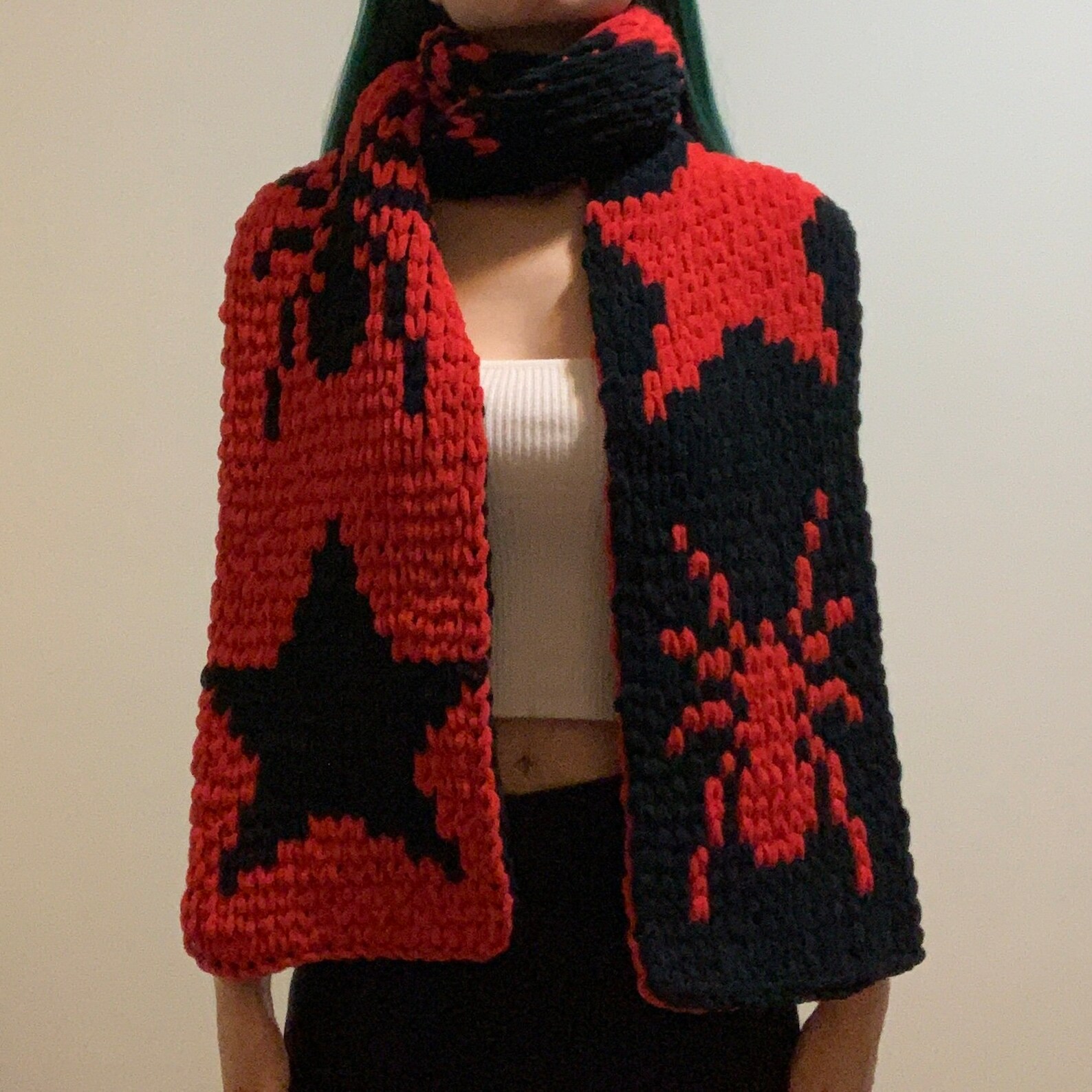 Handknit Reversible Red and Black Spider Star Graphic Pattern - Etsy