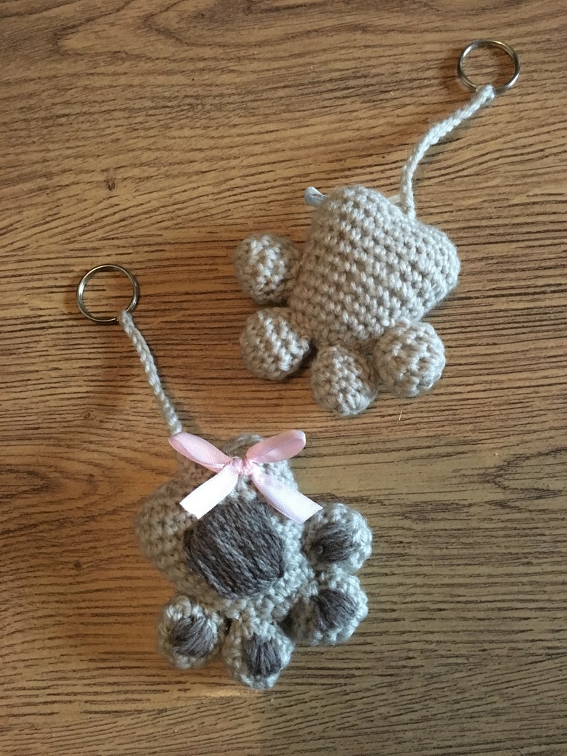 Crochet Cat and Dog Paw Key Rings - Etsy