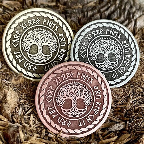 VEGVISIR WAYFINDER Viking Compass Coin Pendant - Etsy