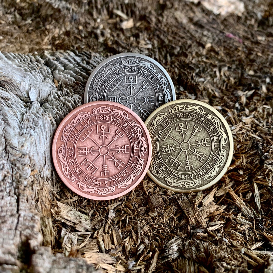 VEGVISIR || WAYFINDER | Viking Compass Coin | Pendant | Keychain | Pin Badge (33 Mm-1.25 Inch ...