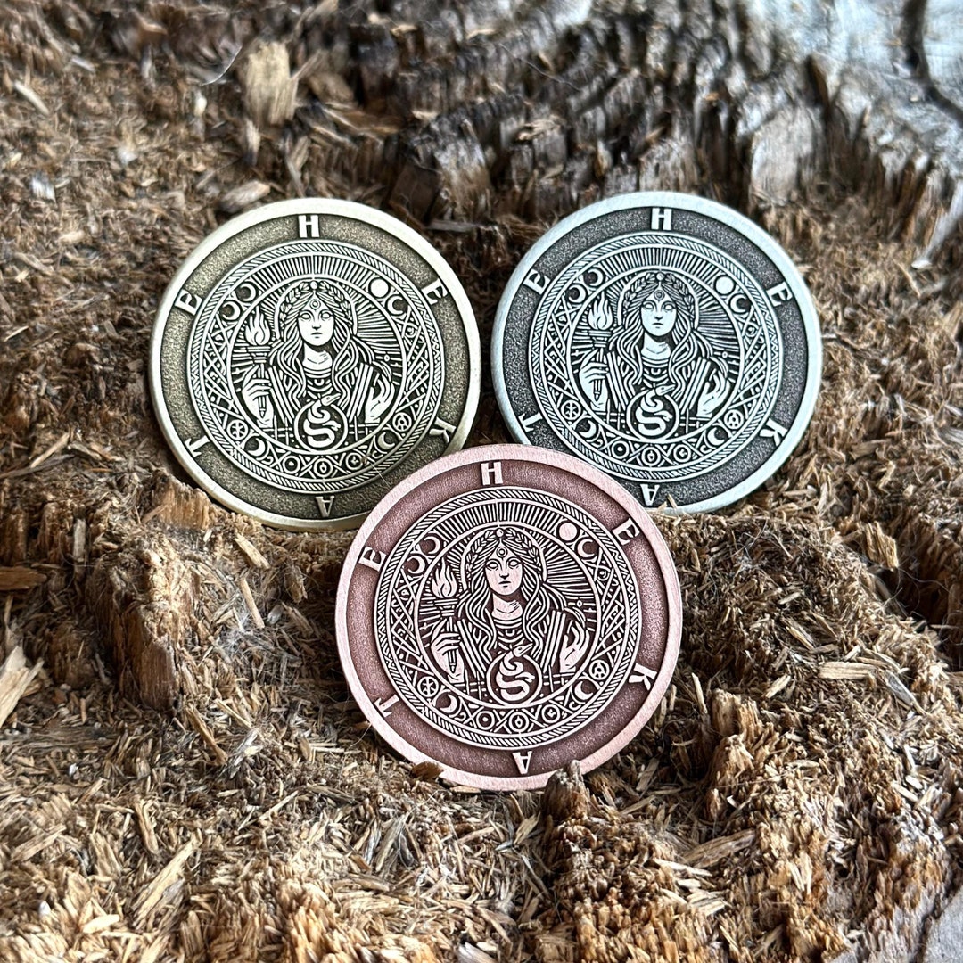 HEKATE CRONE Coin || Hekate Coin || Hecate Amulet Charm | Hekate ...