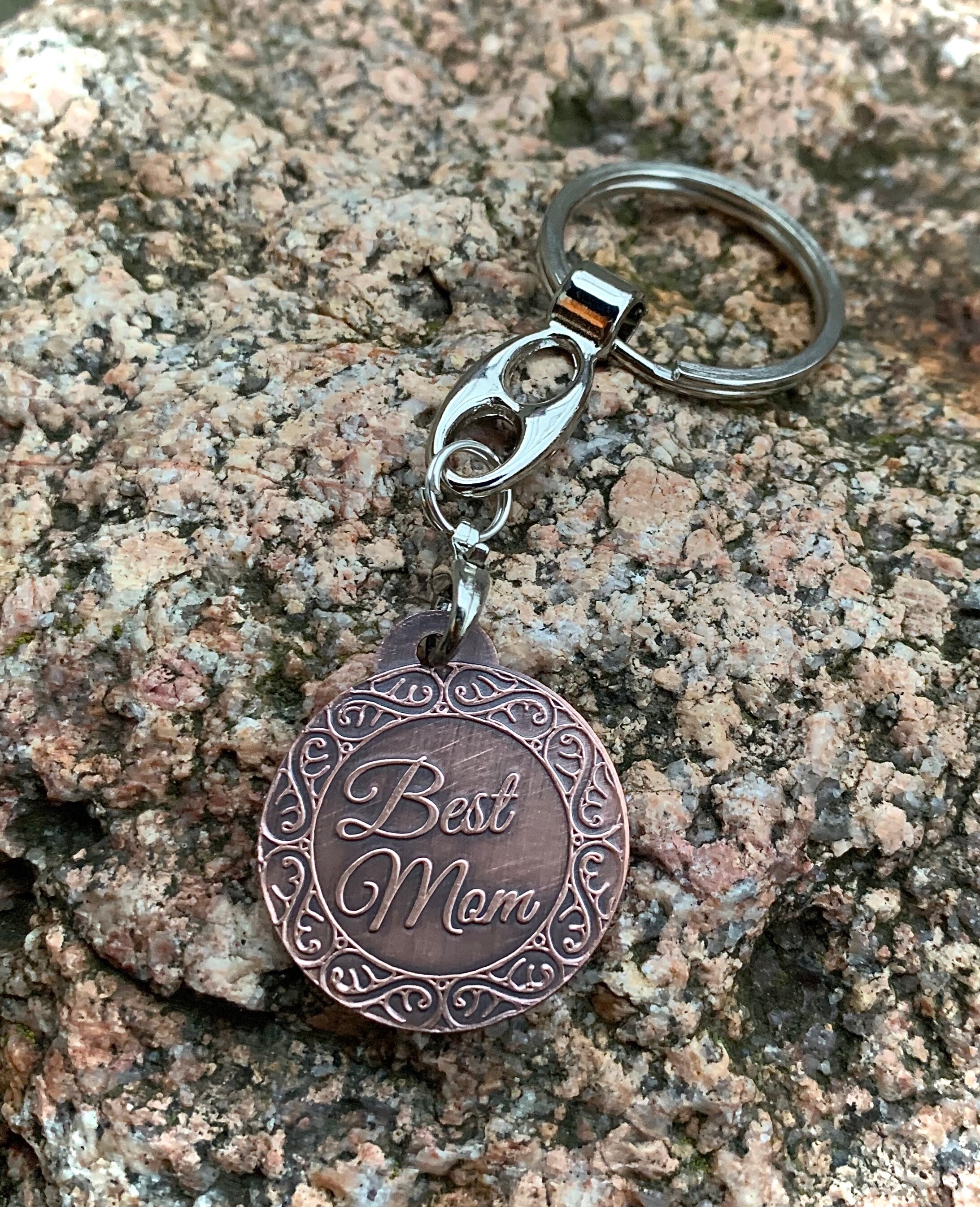 BEST MOM Coin Pendant Keychain Pin Badge 25mm-1 - Etsy