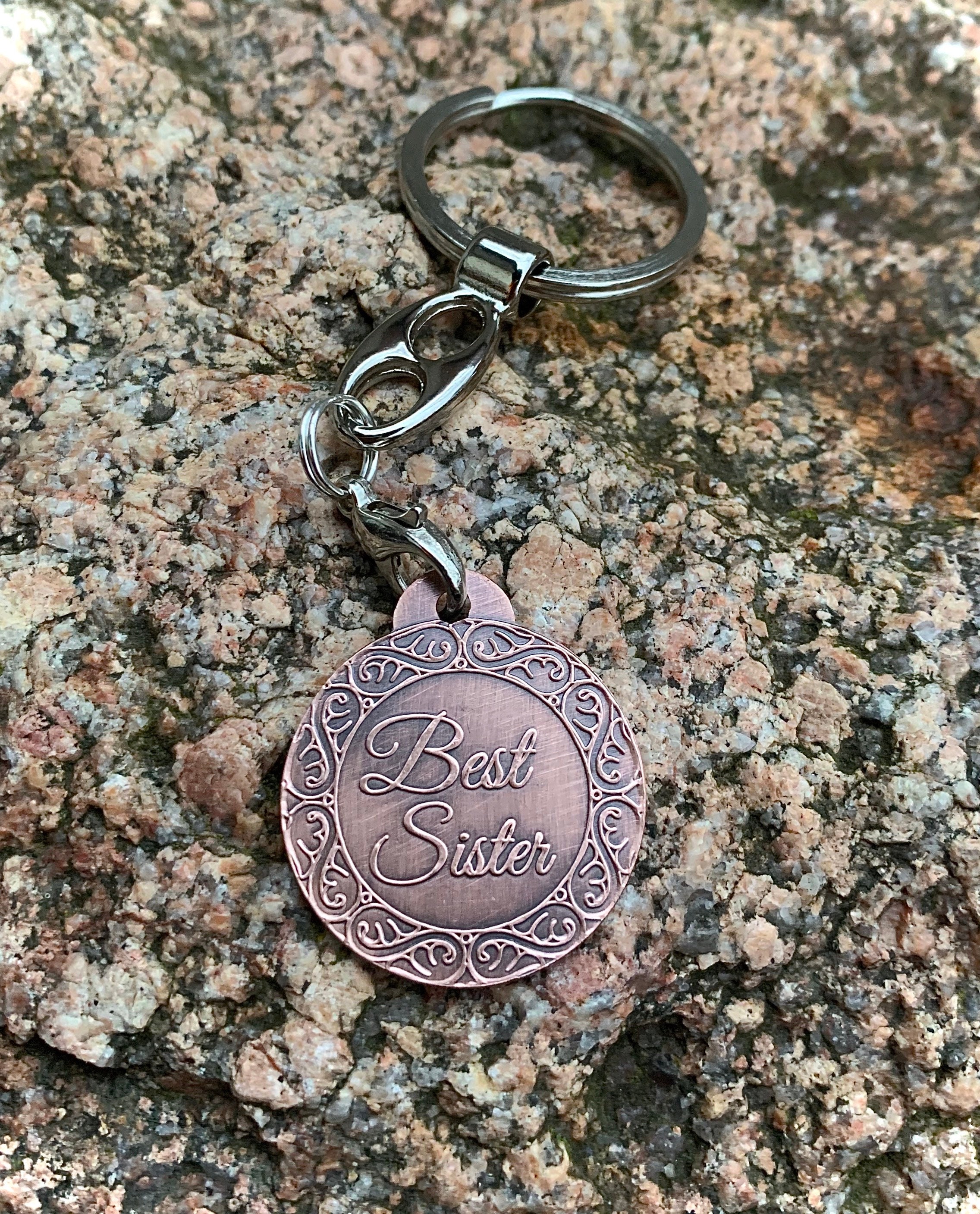 Best Sister Coin Pendant Keychain Pin Badge 25mm-1 - Etsy