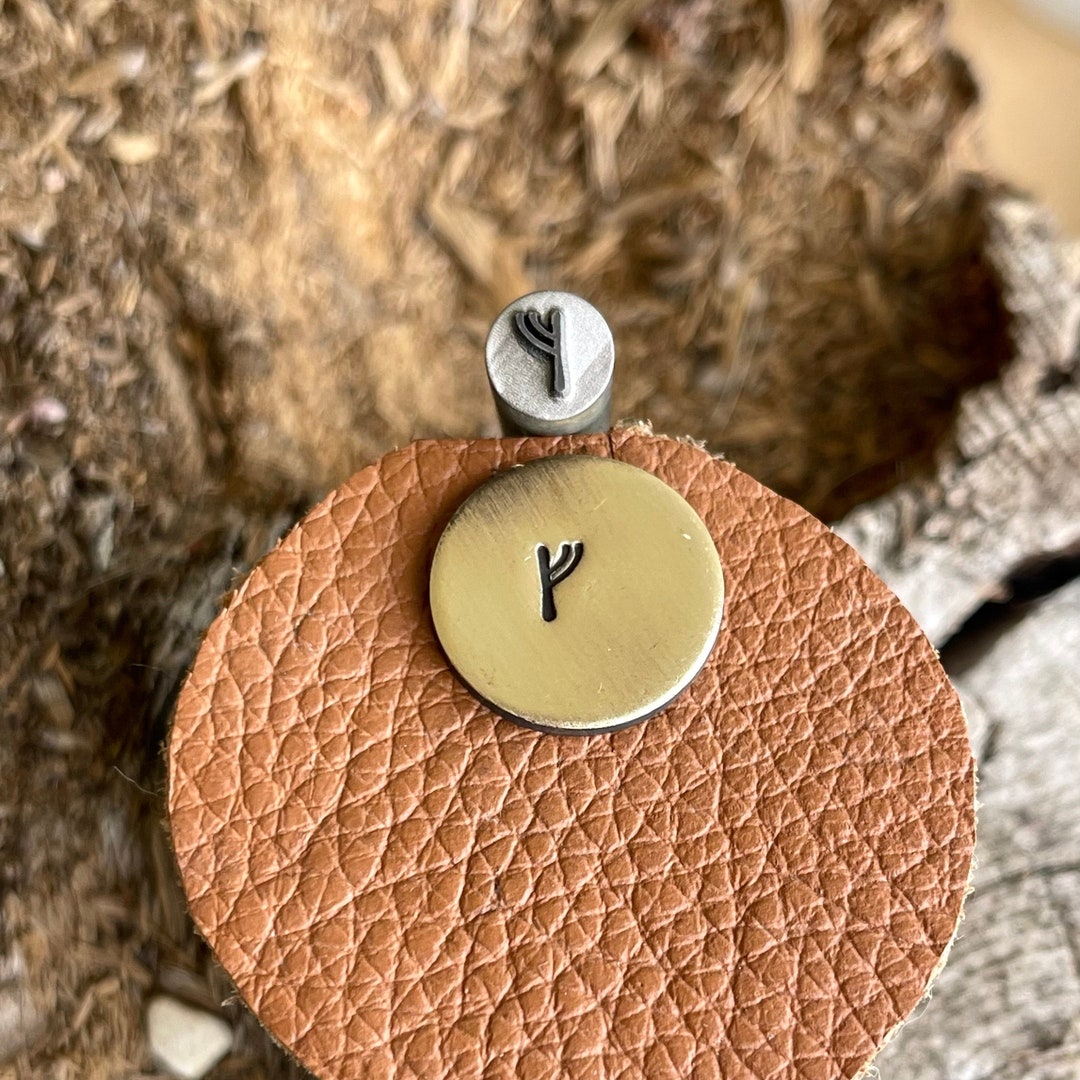 YOUNGER FUTHARK FE Scandinavian Runes Metal Stamp Fe: Wealth Punch ...