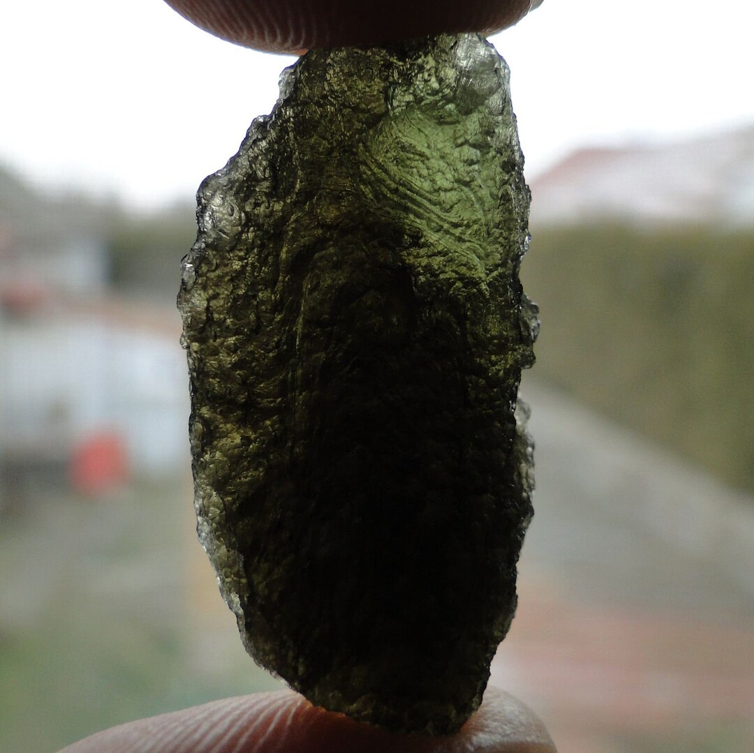 22.5ct Green Tektite Ultrarare - BI-COLOR!!! MOLDAVITE - Czech Republic ...