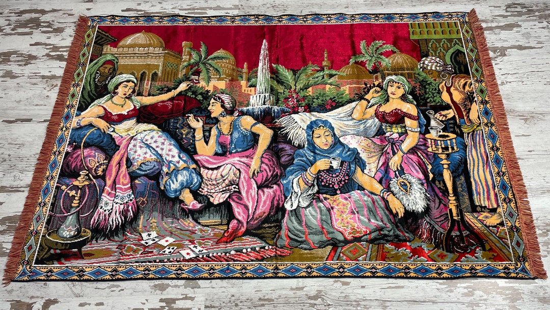 Wall Hanging Rug Woman Pictures Rug Vintage Traditional Design Rug ...