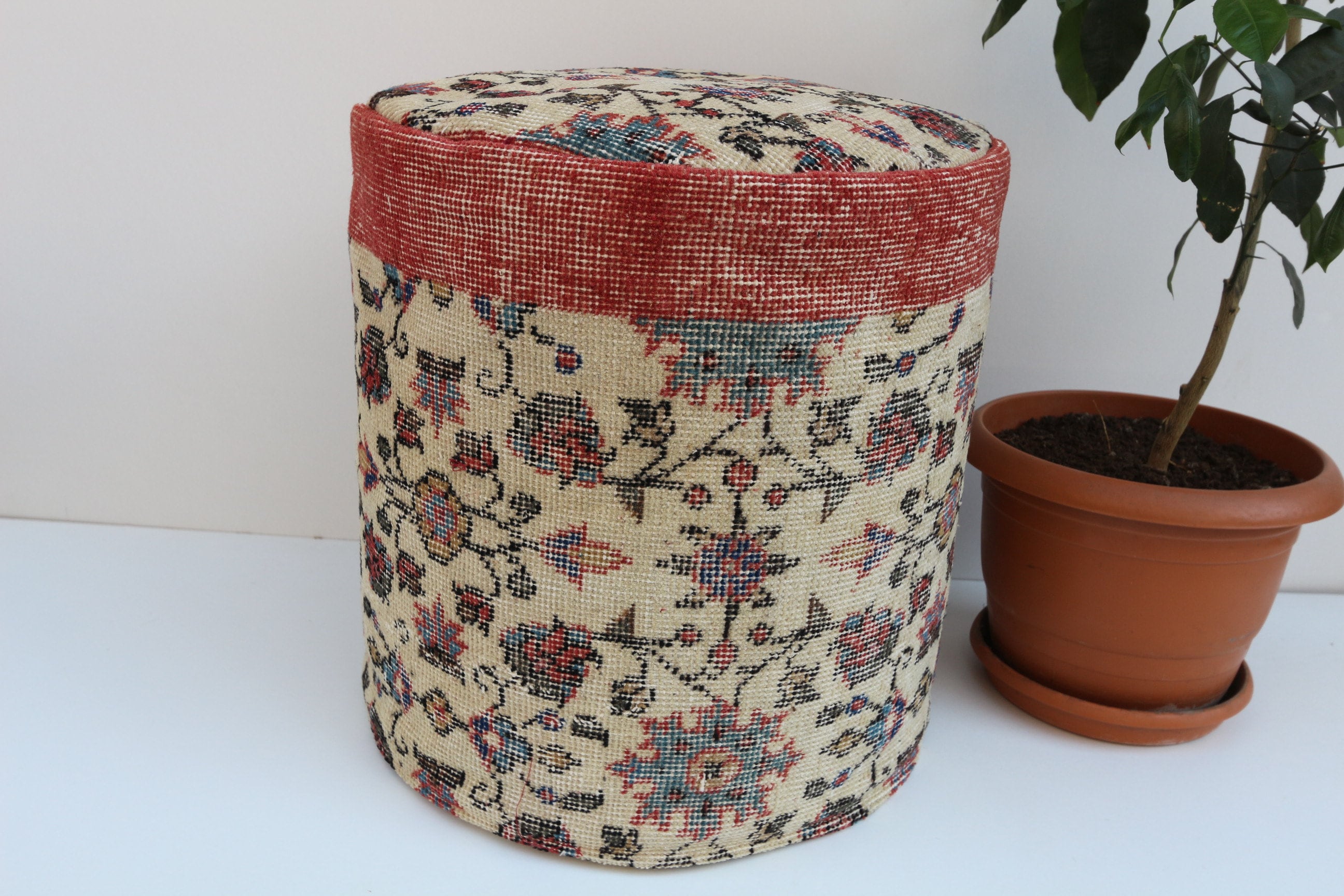 Beige pouf Red pouf Floral pouf Round pouf Round chair | Etsy