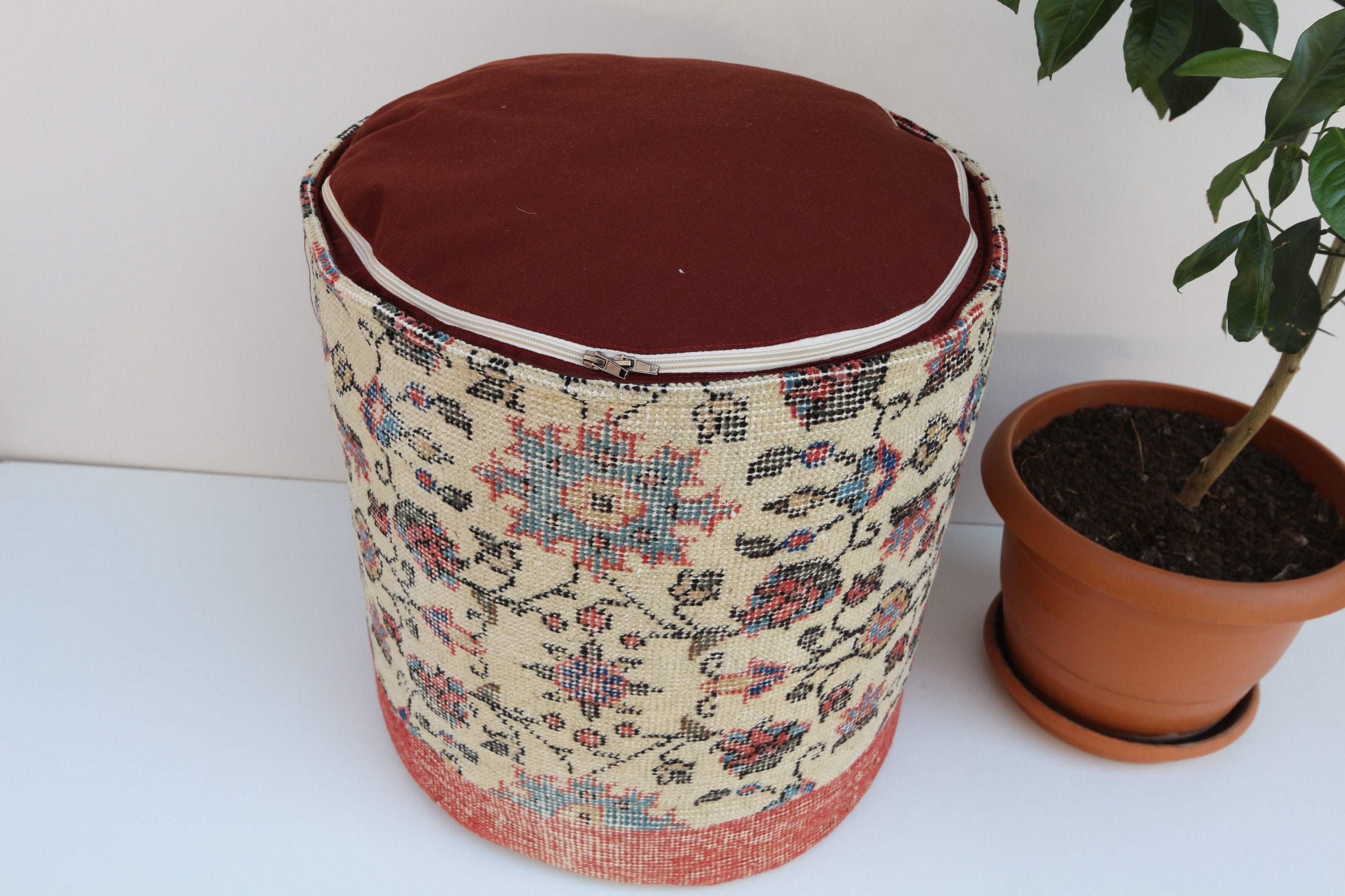 Beige pouf Red pouf Floral pouf Round pouf Round chair | Etsy