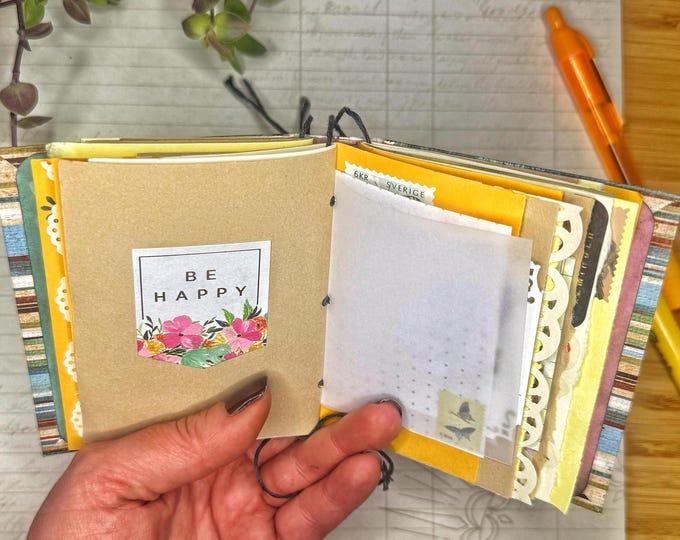 Mini Junk Journal, Junk Journal Planner, Bird Junk Journal, Flower ...