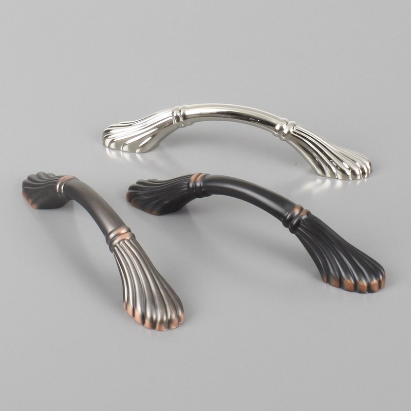 Kitchen Cabinet Pulls - Etsy