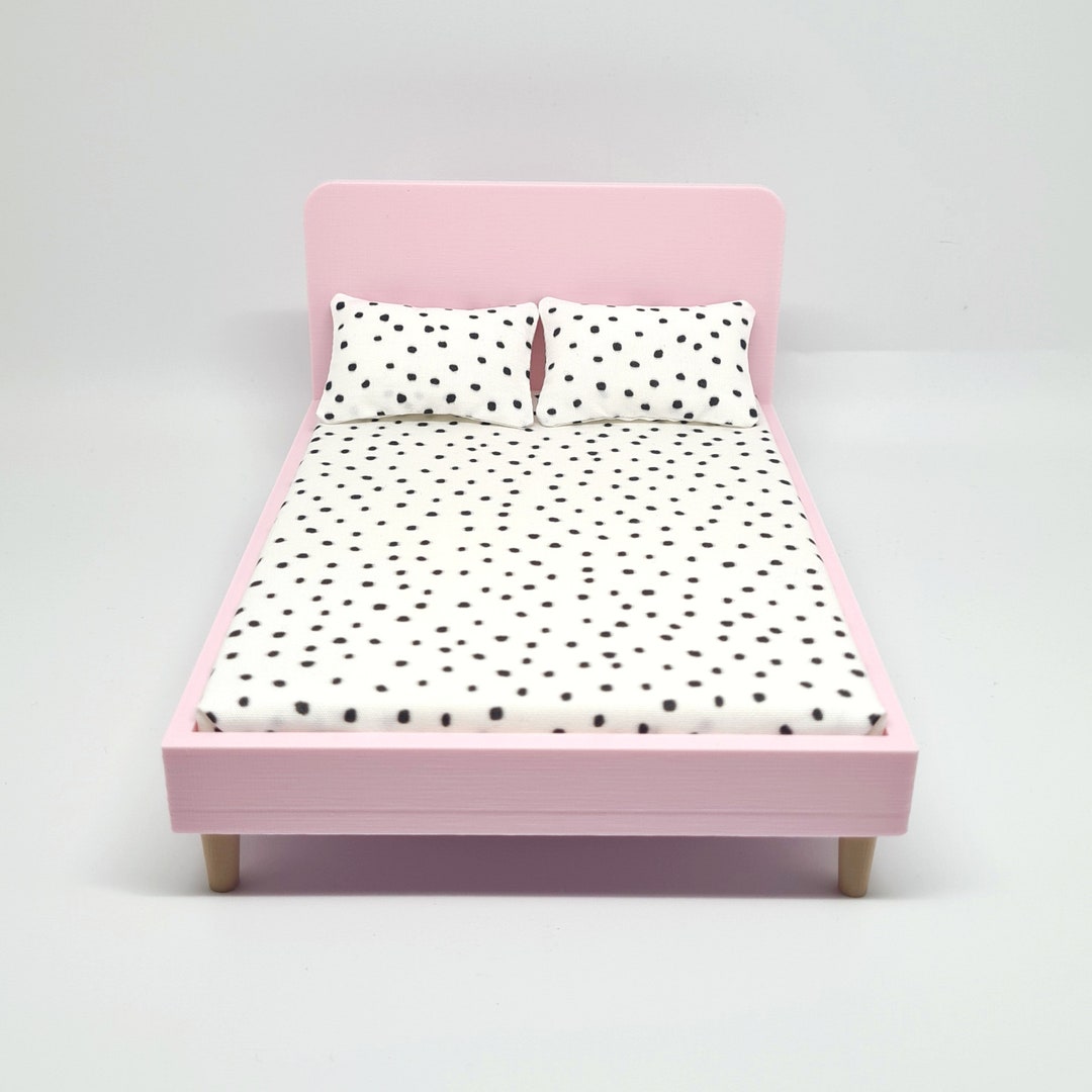 Dollhouse Double Bed, Miniature Bed, Pink and Polka Dot, 1:12 Scale ...