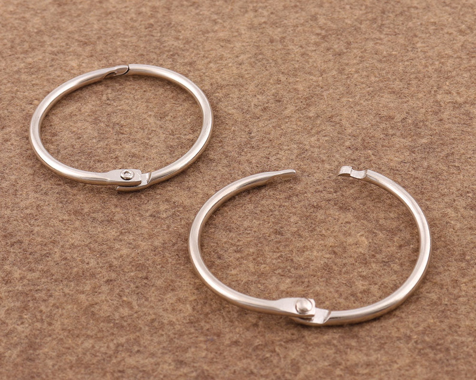 Silver O Ring Spring Hook Push Gate DIY KEYCHAIN Snap Hook 40mm Metal ...