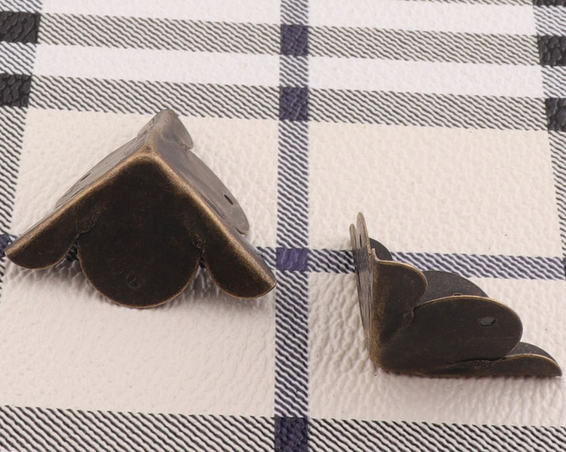 Vintage Bronze Corners 8pcs7/8 Embossed Corner | Etsy