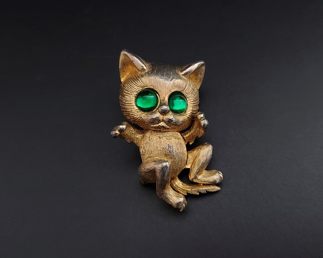 Charming Vintage ‘sphinx’ Kitten Costume Jewellery Brooch. 1960s/70s ...