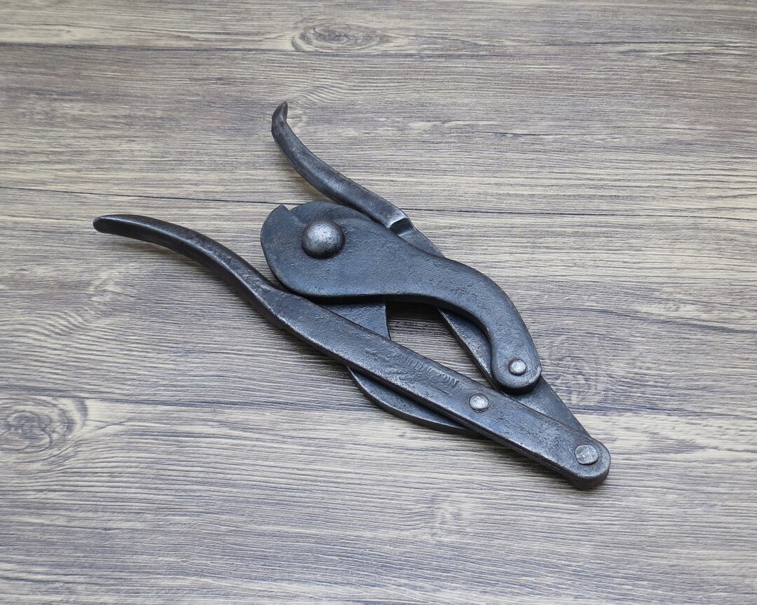 Genuine WW2 Vintage British Military Folding Barbed Wire Cutters by ...