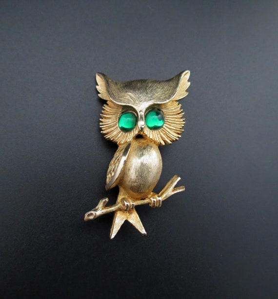 Charming Vintage sphinx Owl Costume Jewellery Brooch. - Etsy