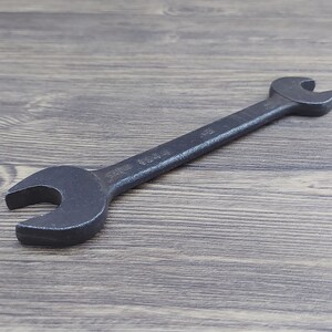 Vintage 1944 WW2 Period British Military T. Williams Spanner/wrench 5/ ...
