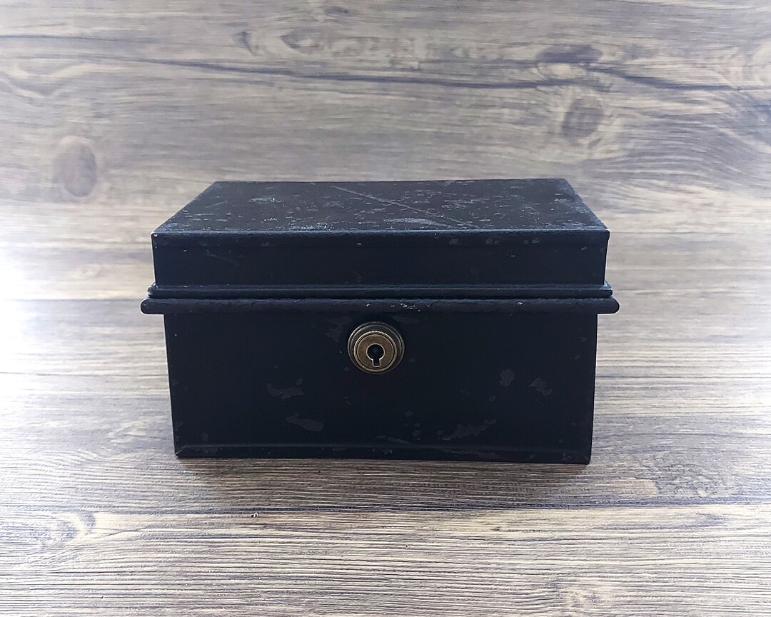 Rare Victorian Toleware Cash Box by J.T. Needs & Co. , Piccadilly ...
