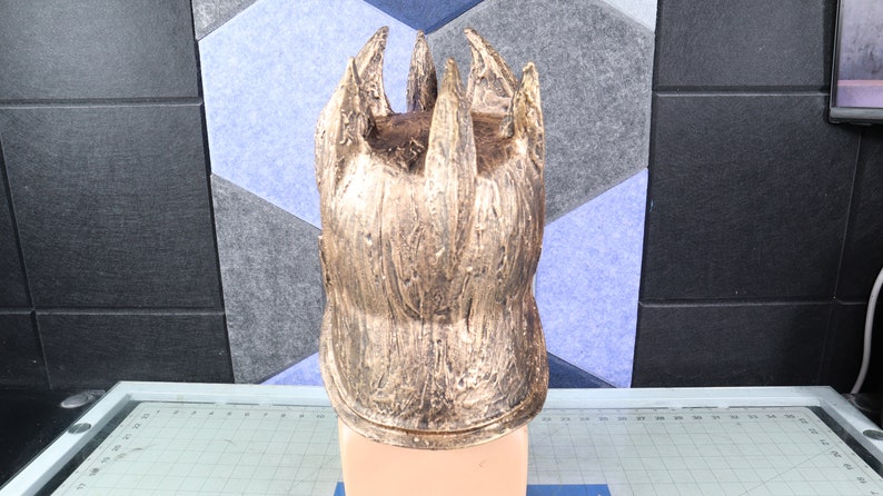 Thorned Great Helm - Etsy
