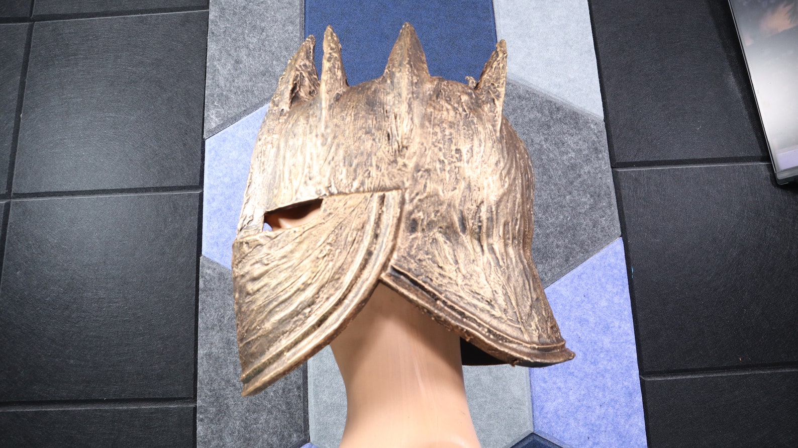 Thorned Great Helm - Etsy