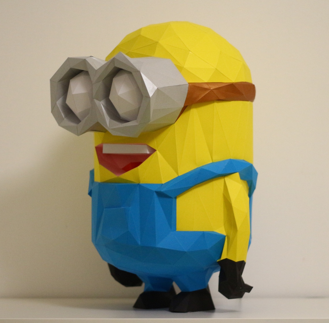 Papercraft Minion Sculpture Template: Low Poly Home Decor (PDF, DXF) - Etsy