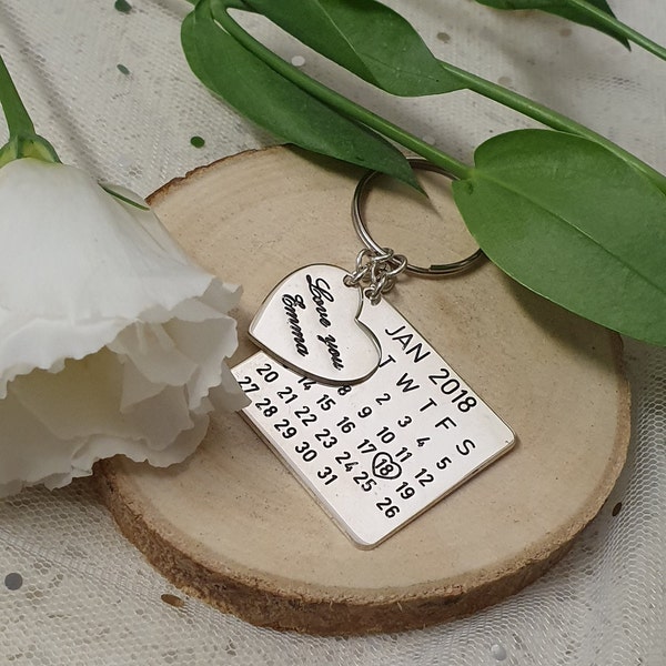Calendar Keychain - Etsy