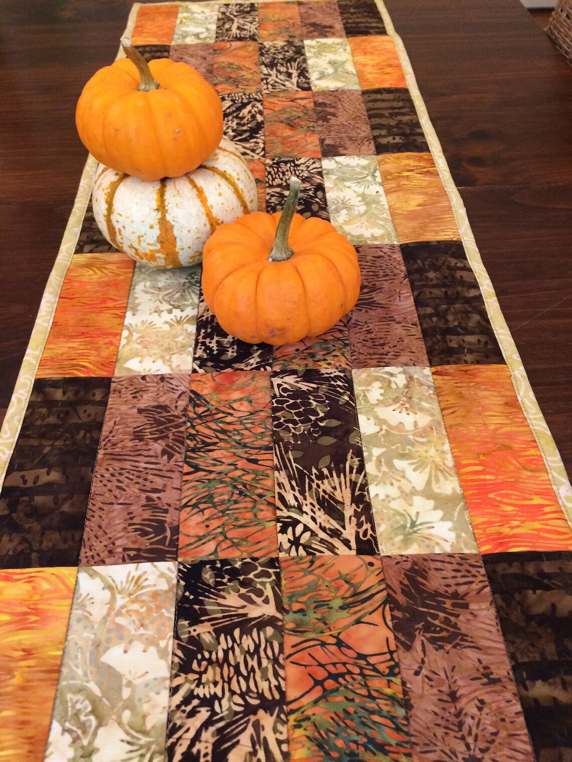 PDF Pattern: Modern Quilted Batik Table Runner | Etsy