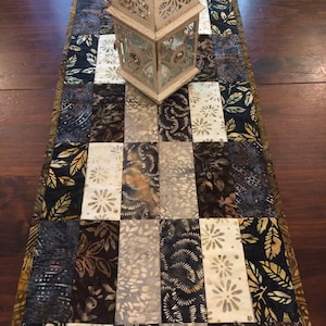 PDF Pattern: Modern Quilted Batik Table Runner - Etsy