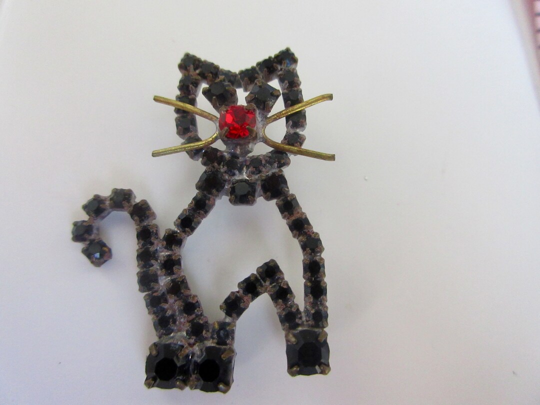 Outstanding Czech Glass Rhinestone Button CAT This Button is a Must ...