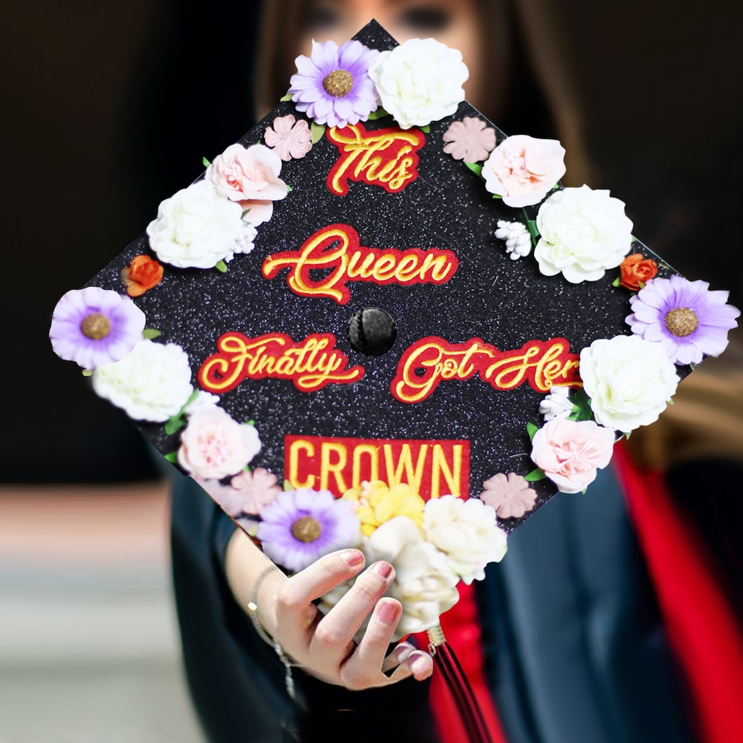 This Queen Finally Got Her Crown｜designer Graduation Cap Toppers ...