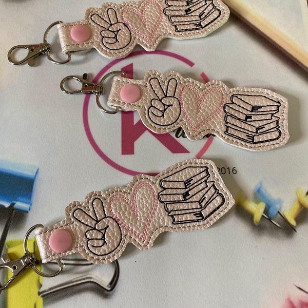 Chains Club Shop - Etsy