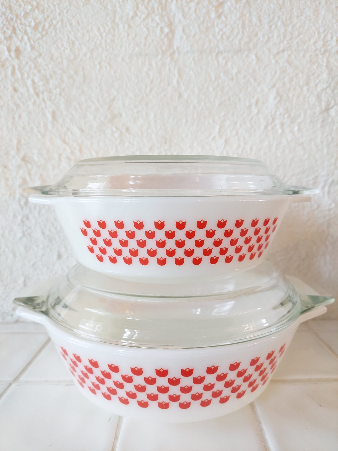 RED TULIP PYREX Rare Pyrex England Pattern Casserole Model 535 and 542 ...